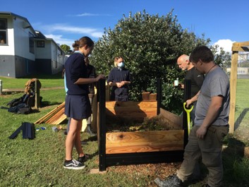 Enviroschools | Community Composting System a Natural Choice for ...