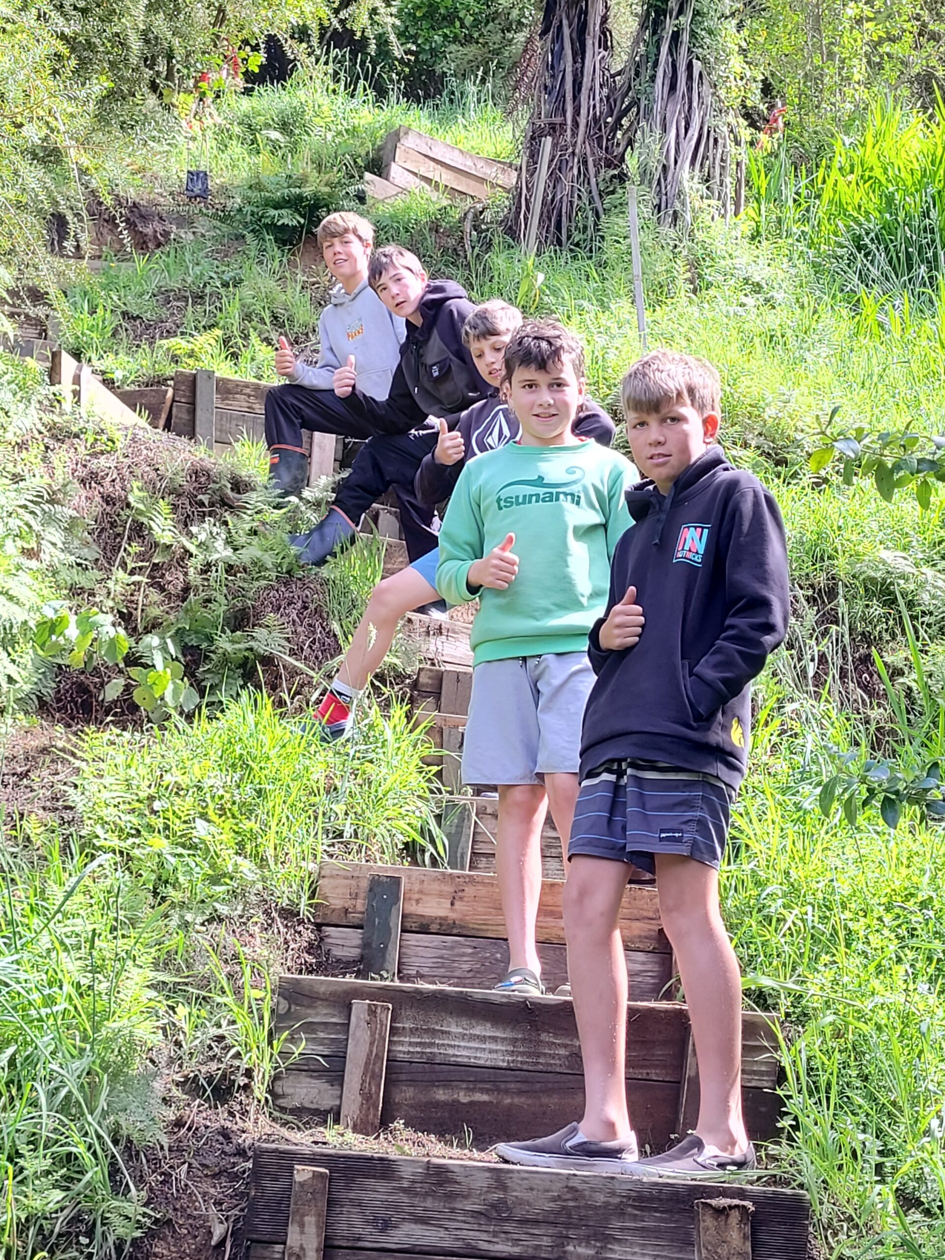 Enviroschools | Ākonga step up to steep project at Ōakura School