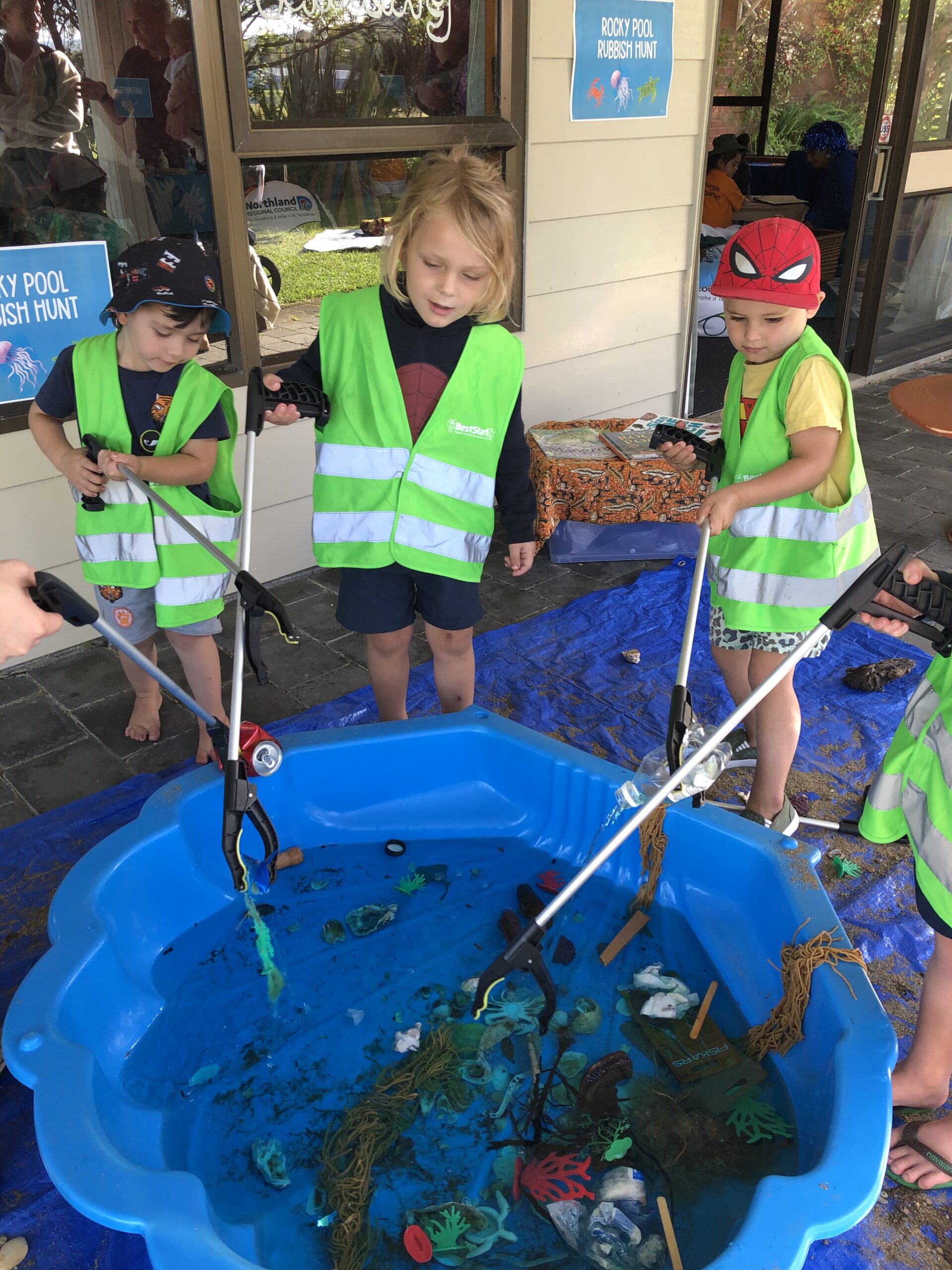 Enviroschools | Seaweek encounter series make a splash