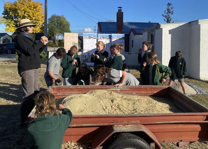 Enviroschools | Exploring cob, earth bricks, wattle and daub and rammed ...